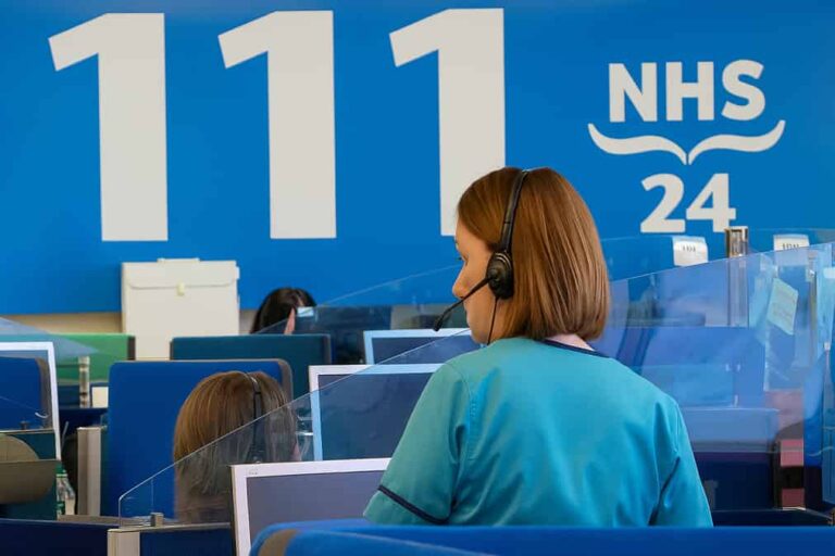 NHS 24 hires more than 100 new call handlers as waiting times rise